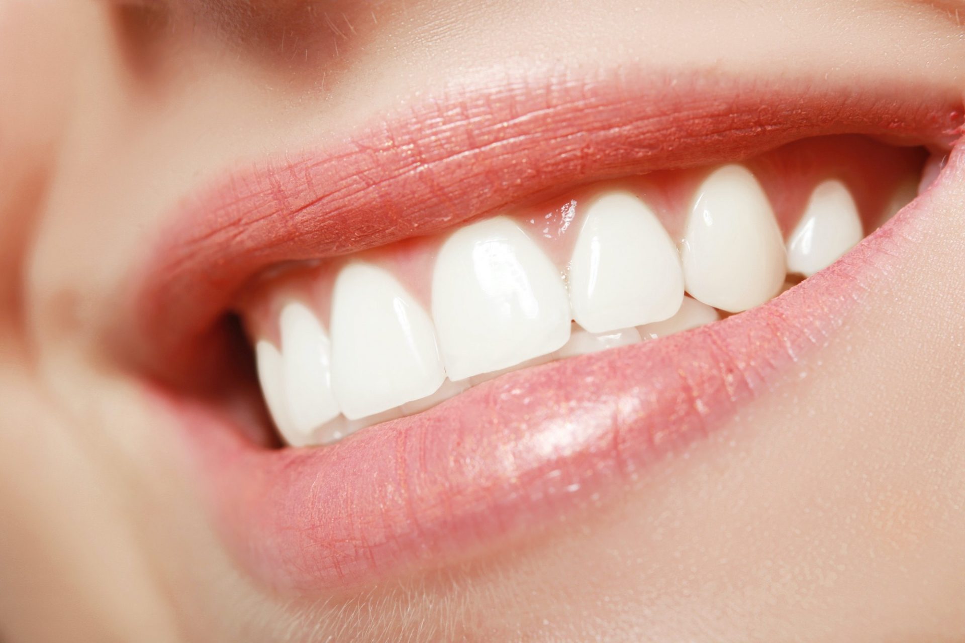 7 Ways to Help Your Smile Shine Bright - ELMENS
